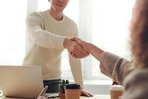 Legislația privind programul de lucru în schimburi și ture - HRiFlow